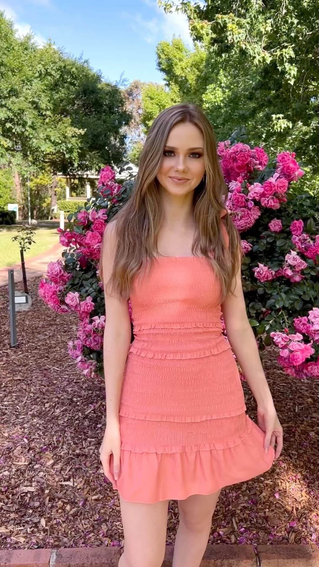 Dana Raeさんのインスタグラム動画 - (Dana RaeInstagram)「It’s @FashionNova’s BIGGEST ...