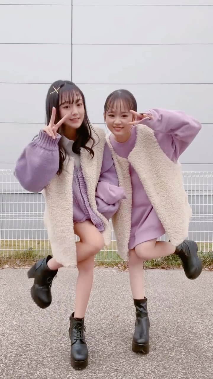 さやりささんのインスタグラム動画 - (さやりさInstagram)「どっちがお姉ちゃん？？💜💟💜💟 #js5 #jc1」11月26日 20時 ...