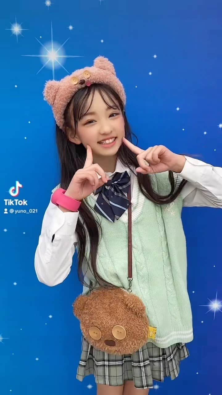 喜島結乃さんのインスタグラム動画 - (喜島結乃Instagram)「♡yuno♡ ㅤㅤㅤㅤㅤㅤㅤㅤㅤㅤㅤㅤㅤ ユニバで大好きな歌 ️踊ってみ ...