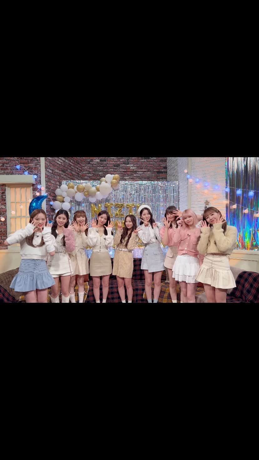 Niziさんのインスタグラム動画 - (NiziInstagram)「🎊2022.12.2 NiziU 2nd Anniversary🎊 Thank you WithU🥰 #NiziU_2nd ...