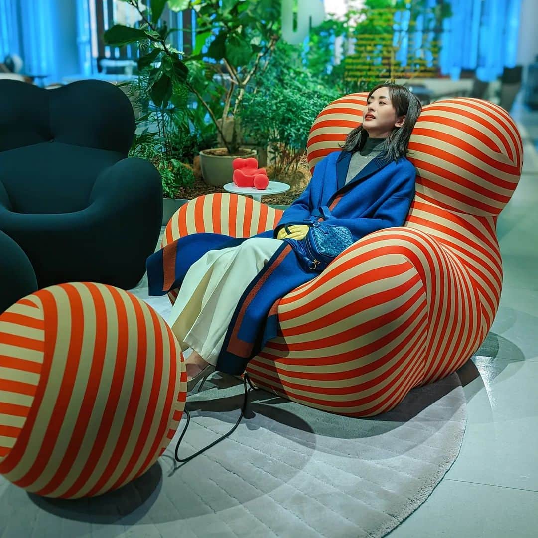 Yoshiko Kris-Webb クリス-ウェブ佳子さんのインスタグラム写真 - (Yoshiko Kris-Webb クリス-ウェブ佳子Instagram)「不朽の名作 #UP5_6 B ...