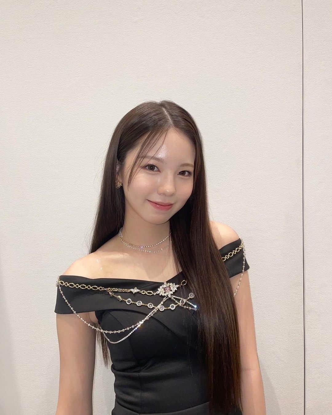 NiziUさんのインスタグラム写真 - (NiziUInstagram)「WithU ありがとう😌💗 • • • WithU 고마워요😌💗 • • #🌷🌷🌷」12月15日 17時16分 ...