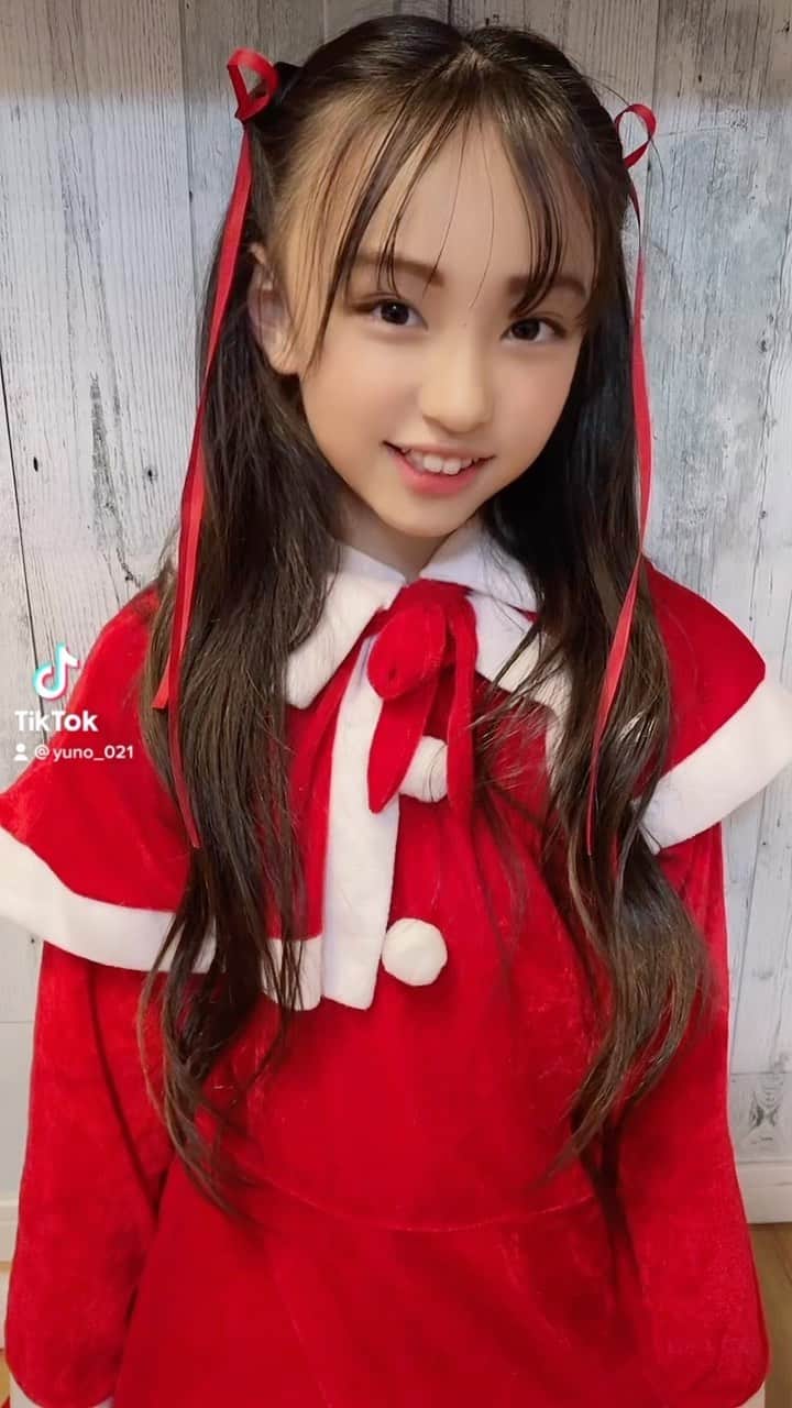 喜島結乃さんのインスタグラム動画 - (喜島結乃Instagram)「♡yuno♡ ㅤㅤㅤㅤㅤㅤㅤㅤㅤㅤㅤㅤㅤ サンタさん🎅今年もプレゼント🎁 ありがとうございます ️大好き ゆの ...