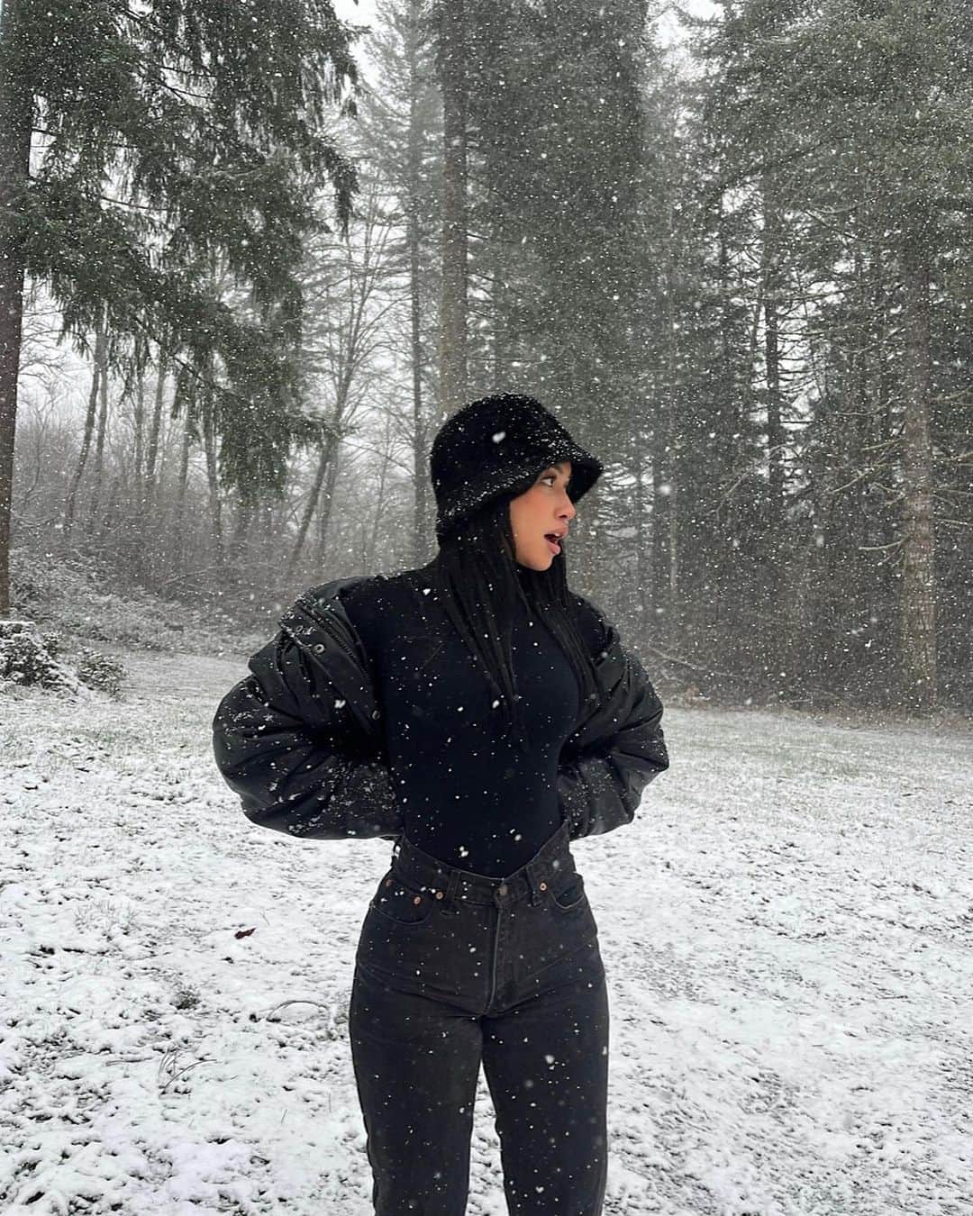 Julia Kellyさんのインスタグラム写真 - (Julia KellyInstagram)「This day last year」12月 ...