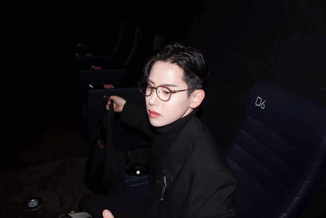 コ・ホジョンさんのインスタグラム写真 - (コ・ホジョンInstagram)「초코밀크쉐이크가 11화를 끝으로 종영했습니다 ! 마지막화 ...