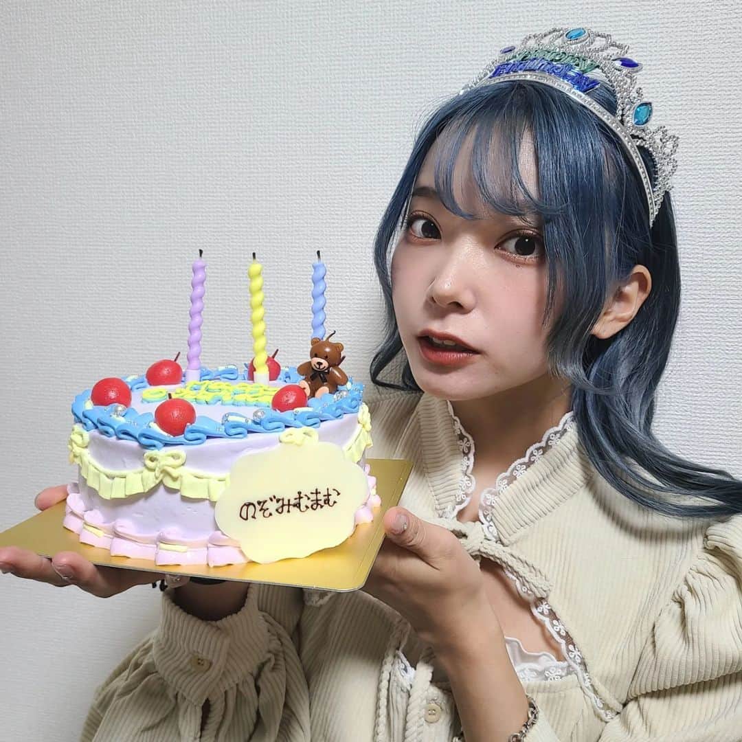 mam（まむ）さんのインスタグラム写真 - (mam（まむ）Instagram)「How happy December is 🎂🎂🎉🎉🎉 まじ ...