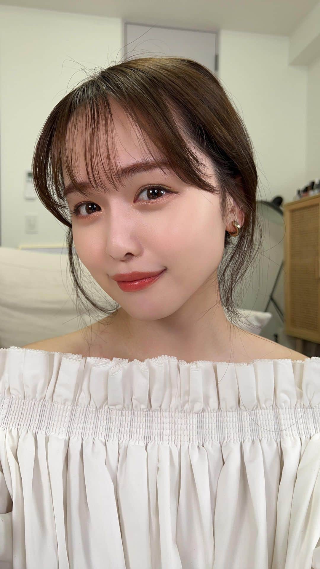 菅本裕子さんのインスタグラム動画 - (菅本裕子Instagram)「明日発売のanjirを使ってインスタライブ💪 ️」1月10日 21時41分 - yukos0520