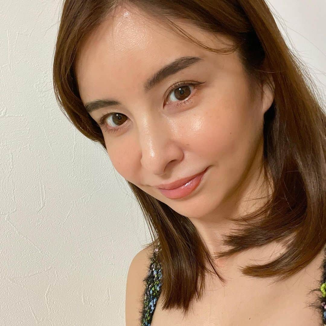 Emiさんのインスタグラム写真 - (EmiInstagram)「3ヶ月ぶりにハリウッドブロウしてきました 今回はおまかせでまつげパーマも ...