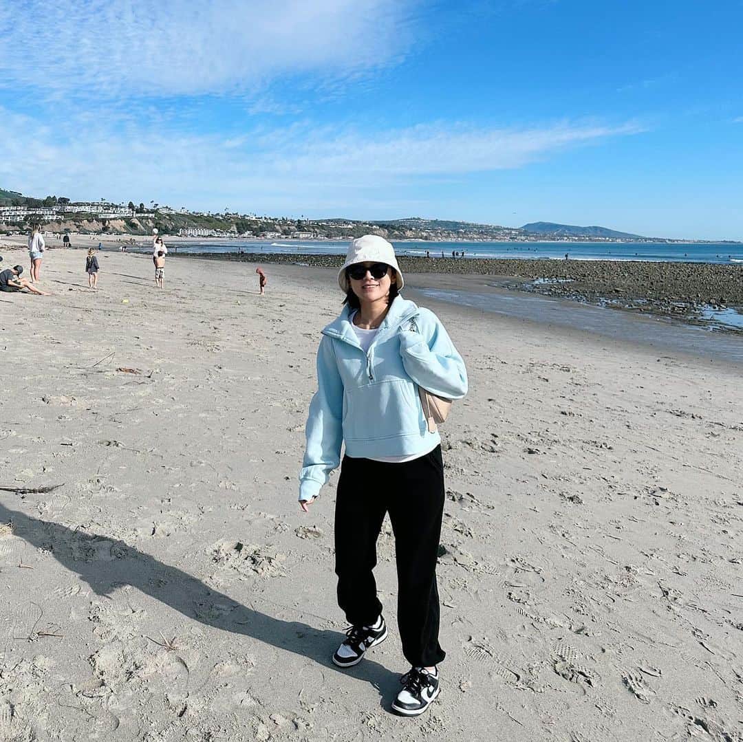 イ・ボミさんのインスタグラム写真 - (イ・ボミInstagram)「- 🌴🌊😎🤘🏻💚」2月19日 14時45分 - bomee.lee