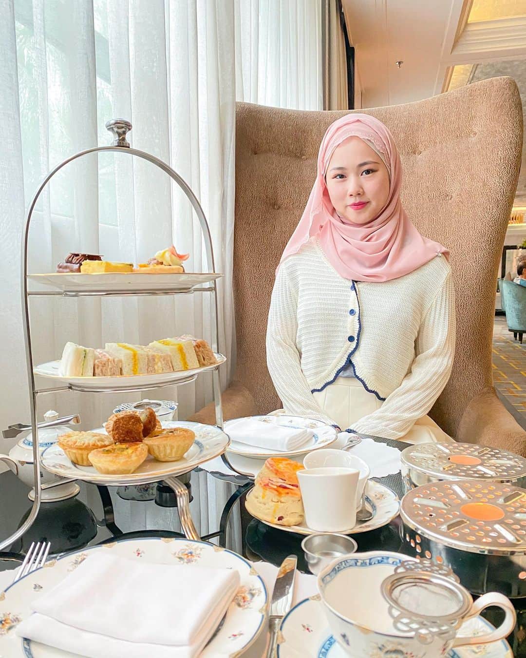 sunaさんのインスタグラム写真 - (sunaInstagram)「Ritz-Carlton's afternoon tea was ...