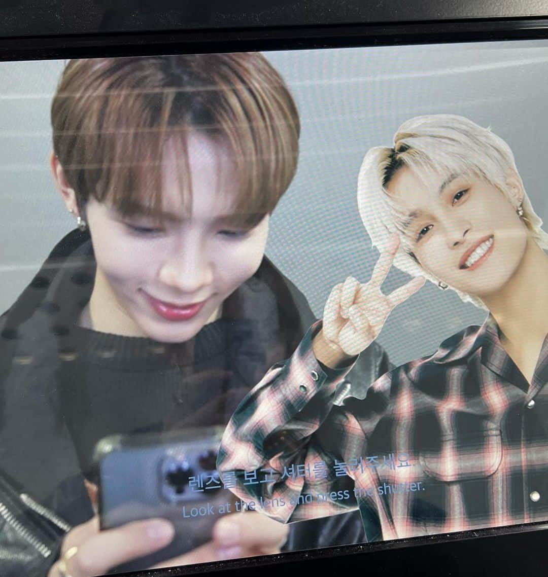 ショウタロウ（大﨑将太郎）さんのインスタグラム写真 - (ショウタロウ（大﨑将太郎）Instagram)「😙🤞 (내 친구랑도 찍고 왔어요 ...