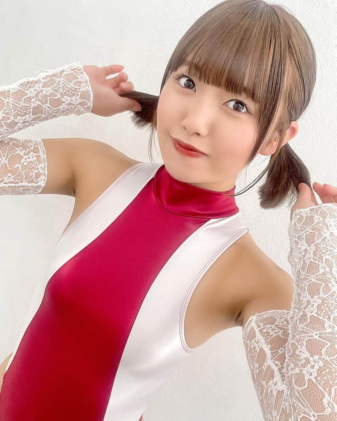 香月杏珠さんのインスタグラム写真 - (香月杏珠Instagram)「・ ・ ・ ハイネック競泳かわいい🫶🏻 #グラビアアイドル #グラドル ...