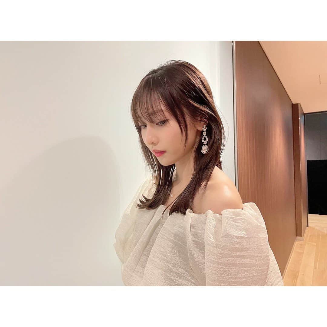 佐野ひなこさんのインスタグラム写真 - (佐野ひなこInstagram)「👗 @leja__official 💎 @masaejewelry . . パクちゃんメイク ︎」2月2日 11時51 ...