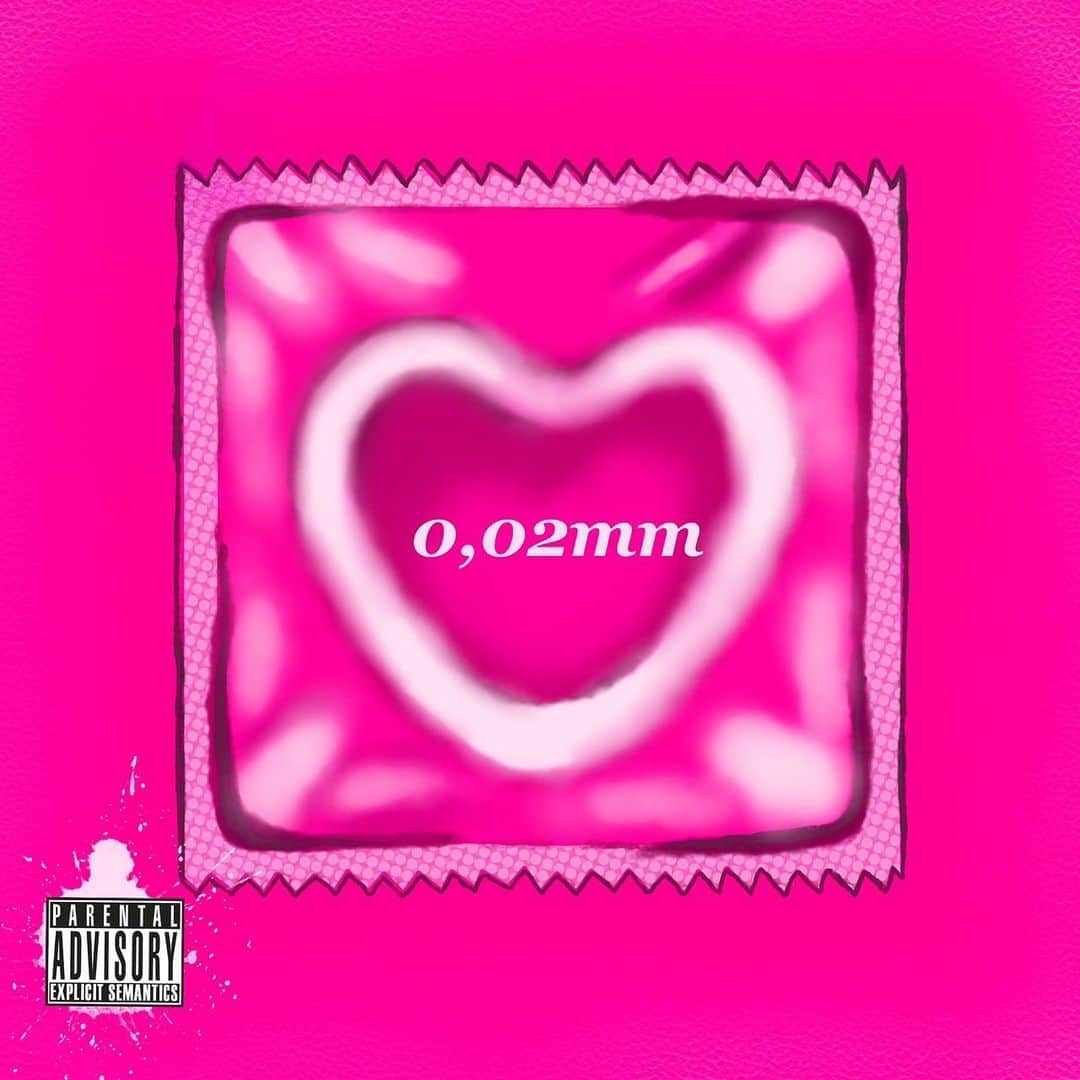 星美りかさんのインスタグラム写真 - (星美りかInstagram)「EP【0,02ミリ越しのアイラブユー】 releaseです💖🍌🌍🔥🚀🧠💘 1 それってあなたの肉棒ですよね 2 彼氏じゃ ...