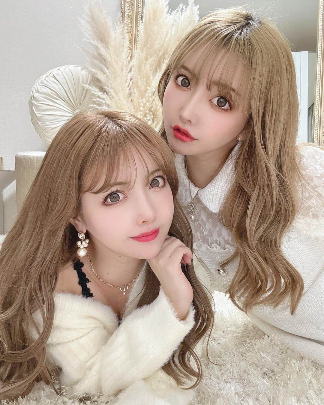 吉川ちえさんのインスタグラム写真 吉川ちえinstagram 「【👧💞👧💕👧💞👧】 髪の毛の長さも髪色も髪型も 似てる双子さん👀💓