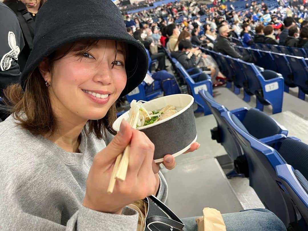 稲村亜美さんのインスタグラム写真 - (稲村亜美Instagram)「オーストラリア対キューバ戦の準々決勝も観戦🫶🫶🫶 大好きなフォーのお店が ...