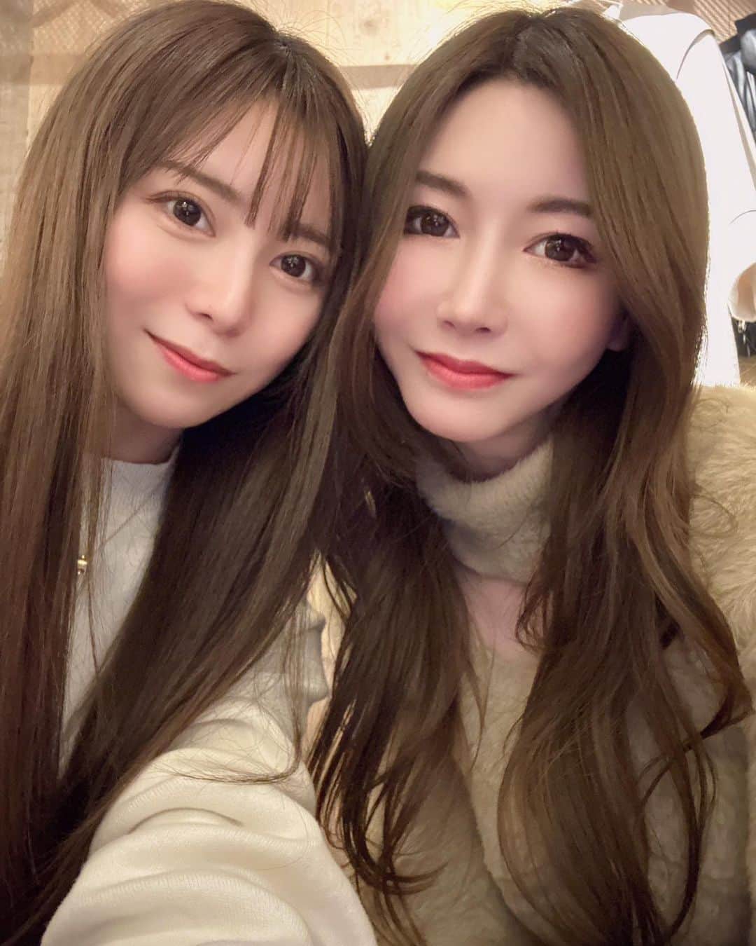 愛弓りょうさんのインスタグラム写真 - (愛弓りょうInstagram)「美女に会うと癒される ️ ・ ・ ・ ・ #美女っていいよね ️ ...