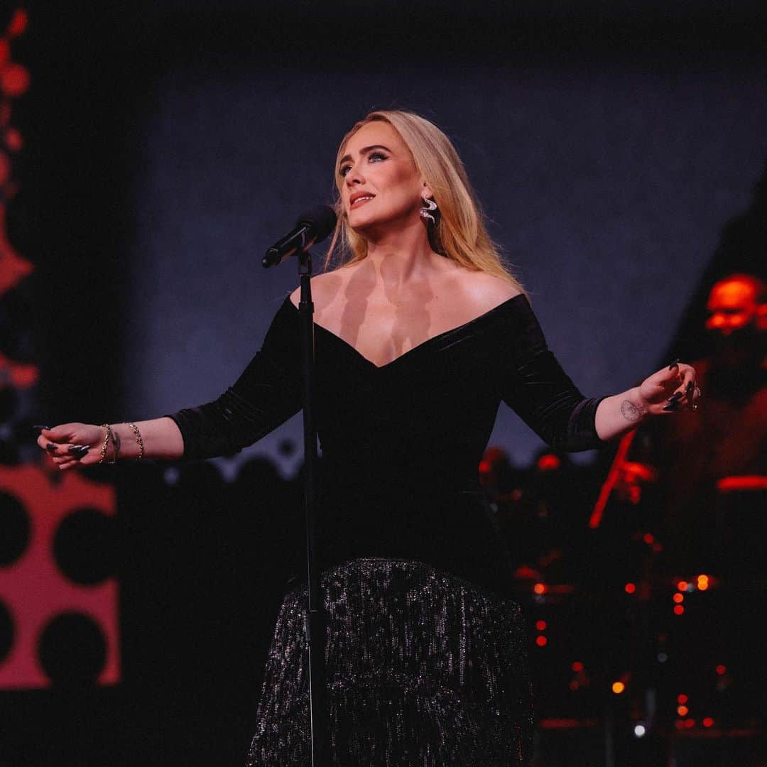 アデルさんのインスタグラム写真 - (アデルInstagram)「Weekend 13」2月26日 15時19分 - adele