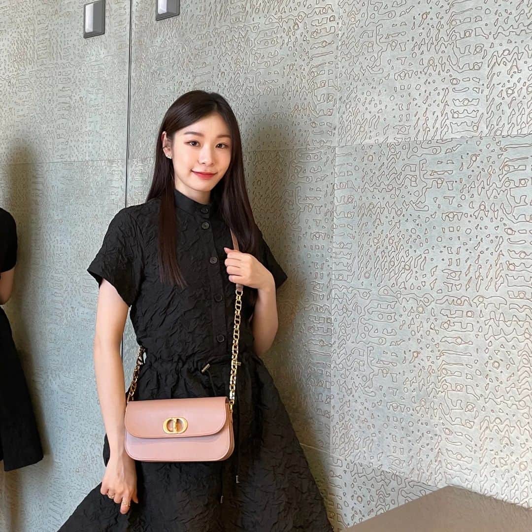  Instagram INVITATION DIOR AUTUMN WINTER