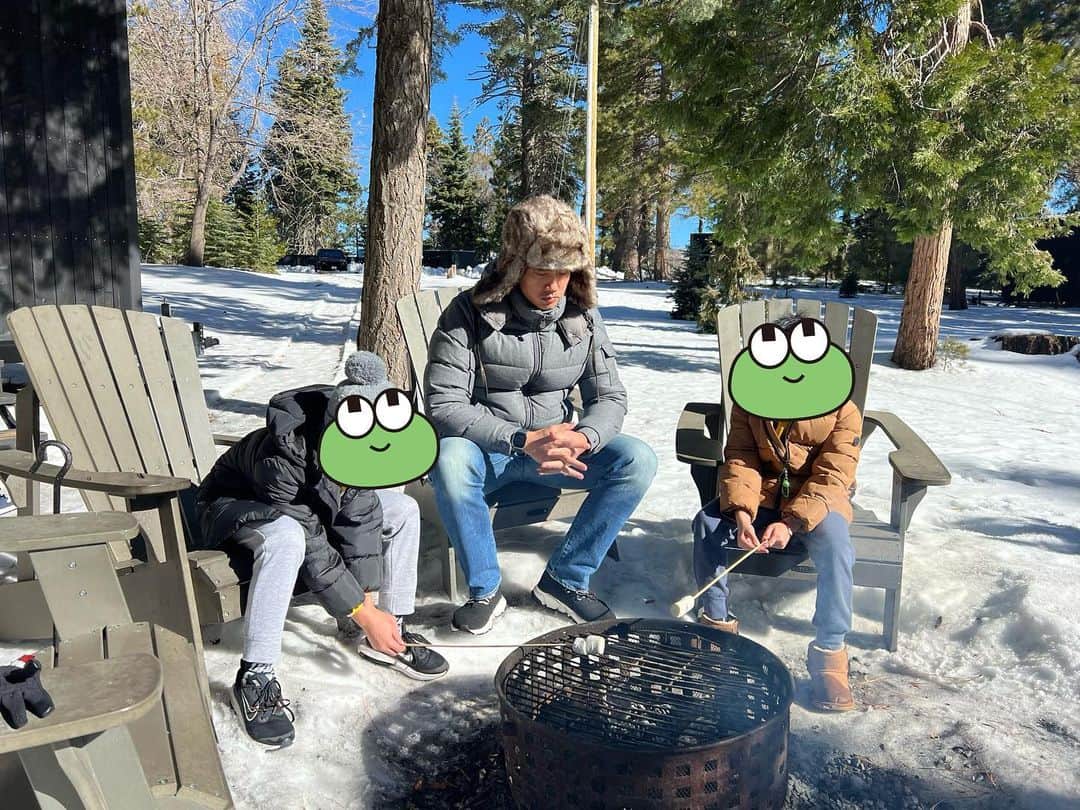 チェン・ウェイン（WeiYin Chen）さんのインスタグラム写真 - (チェン・ウェイン（WeiYin Chen）Instagram)「上個月帶家人去看雪、看星星 #大熊湖 ...