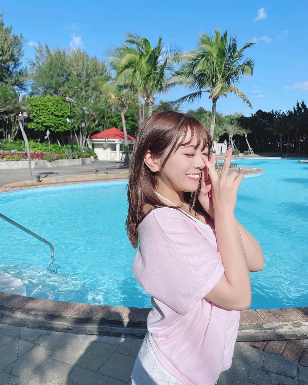 武田智加さんのインスタグラム写真 - (武田智加Instagram)「HKT48 全員集合！ ムック本 発売日です～🔆 表紙させてもらってます!! おきなわ～🌴🌺 ぜひˊᵕˋˊᵕˋˊᵕˋ」3月 ...