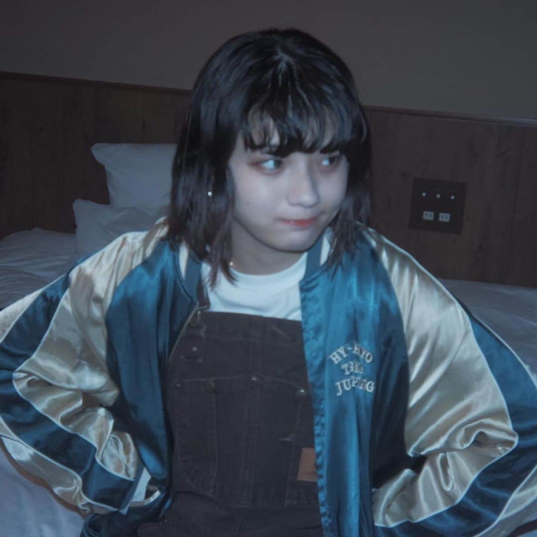 蒔田彩珠さんのインスタグラム写真 - (蒔田彩珠Instagram)「☺︎︎ 明るめのリップにハマってる様子」3月10日 18時27分 - makita_aju