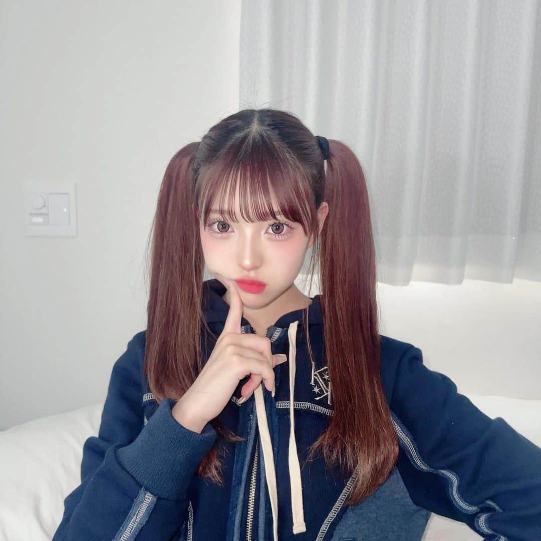 MINAMIさんのインスタグラム写真 - (MINAMIInstagram)「. ストレートツインテール🧏🏻‍♀️」3月12日 17時00分 ...