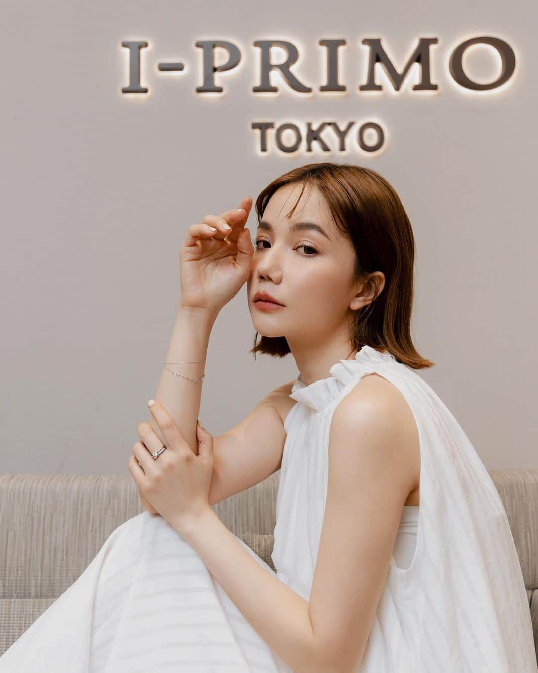 謝琦琦（Kiki）さんのインスタグラム写真 - (謝琦琦（Kiki）Instagram)「「我體認到感覺與承諾的不同。我很難再遇到讓我心跳加速或天旋地轉的人。我選擇那個堅定地選擇我的人，我選擇 ...