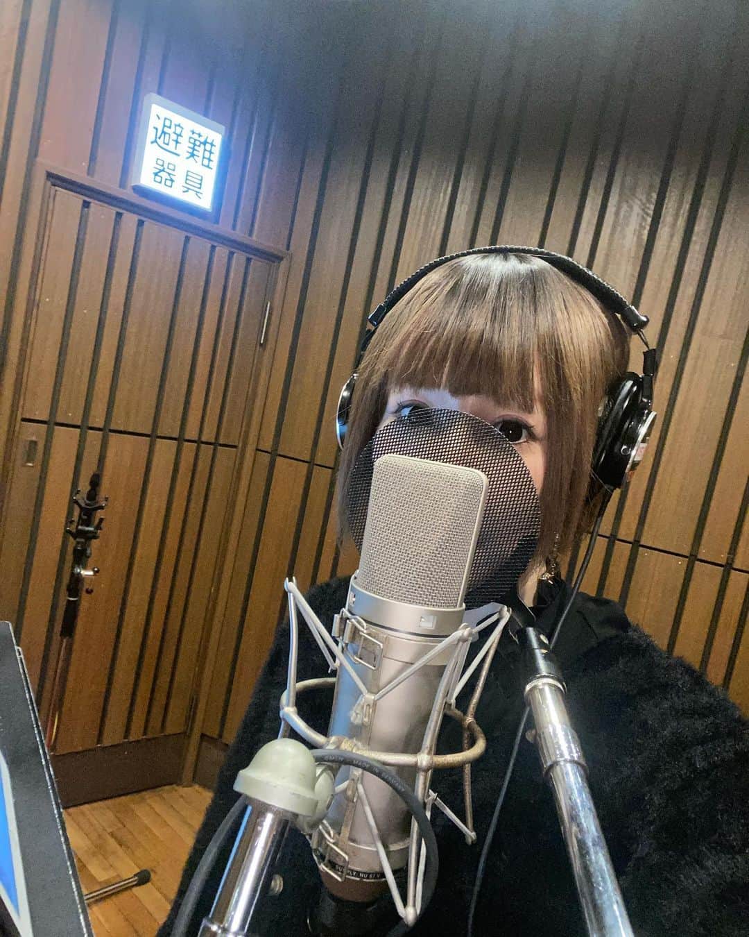 yucat（加藤有加利）さんのインスタグラム写真 - (yucat（加藤有加利）Instagram)「本日は #RYTHEM レコーディング グラピとアコギをせーのでレコーディングは初かも🎹🎸 ...