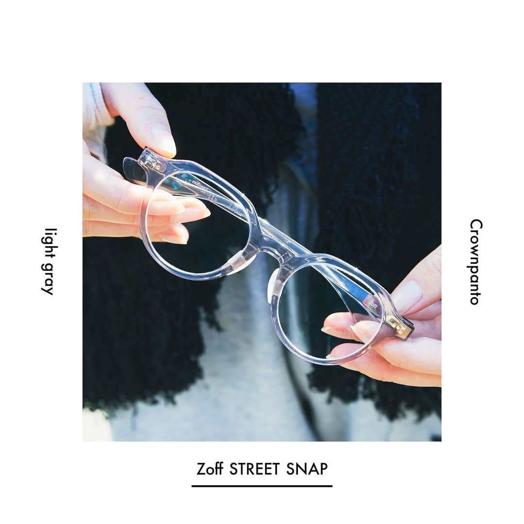 Zoff Officialさんのインスタグラム写真 - (Zoff OfficialInstagram)「【Zoff STREET SNAP @表参道】 オシャレなあの人が選ぶ、メガネ。 街の ...