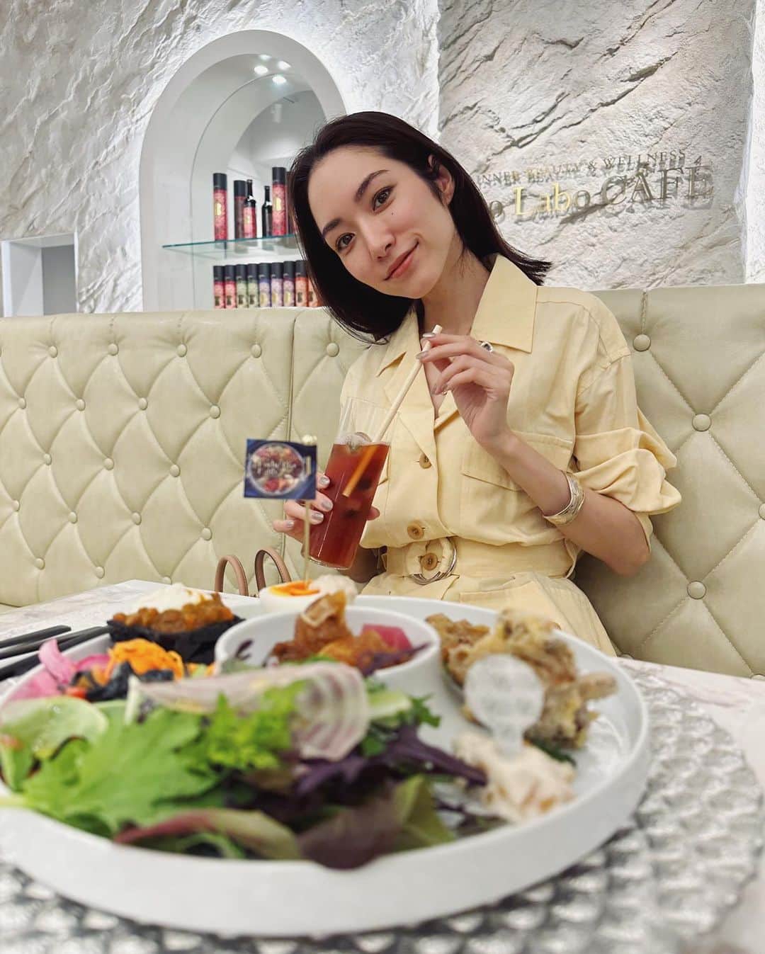 吉田沙世さんのインスタグラム写真 - (吉田沙世Instagram)「カラダの内側から健康になれるをコンセプトにしたインナービューティーカフェ『Pro Labo CAFÉ』が4/1新宿伊勢丹 ...