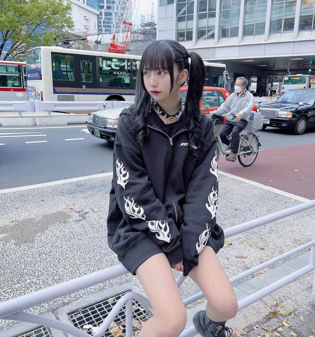 ならくさんのインスタグラム写真 - (ならくInstagram)「@reflem_official」3月30日 23時21分 - 0v0_naraku