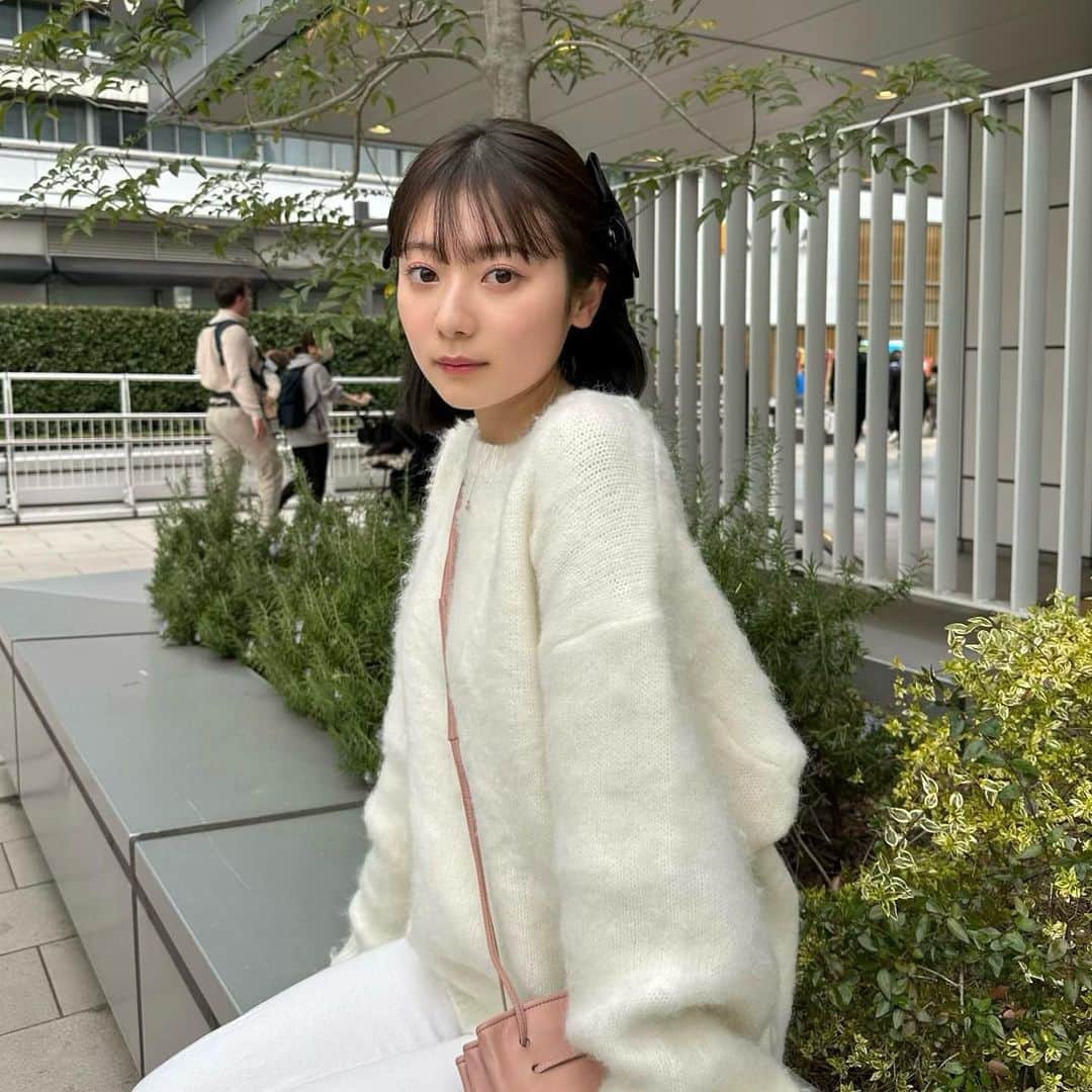 齊藤英里さんのインスタグラム写真 - (齊藤英里Instagram)「ZOZOTOWNからNEUNAでお洋服を頼みました🤍 シンプルだけど女性らしいアイテムや デザイン性もあってタイプです ...