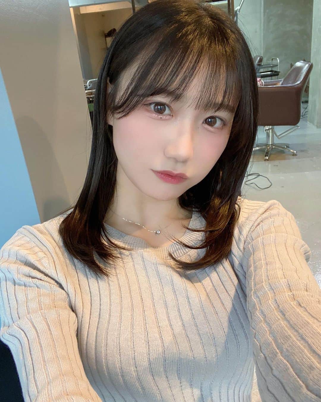 苗加結菜さんのインスタグラム写真 - (苗加結菜Instagram)「💇🏻‍♀️」4月1日 21時42分 - naeka_yuuna