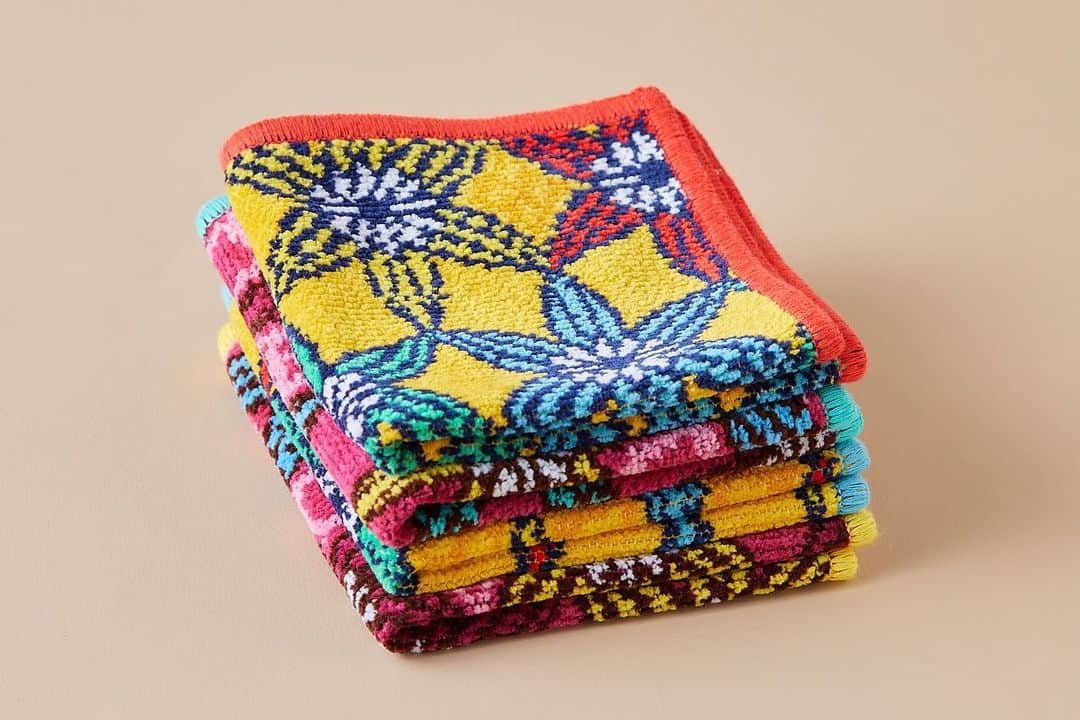 フェイラー（FEILER）さんのインスタグラム写真 - (フェイラー（FEILER）Instagram)「【六本木ヒルズ ヒルサイド2F ヒルズボックス POP UP SHOP CLOUDY ...