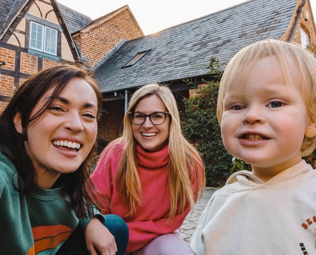 Rose Dixさんのインスタグラム写真 - (Rose DixInstagram)「Summer is coming 🌼」4月4日 5時21 ...