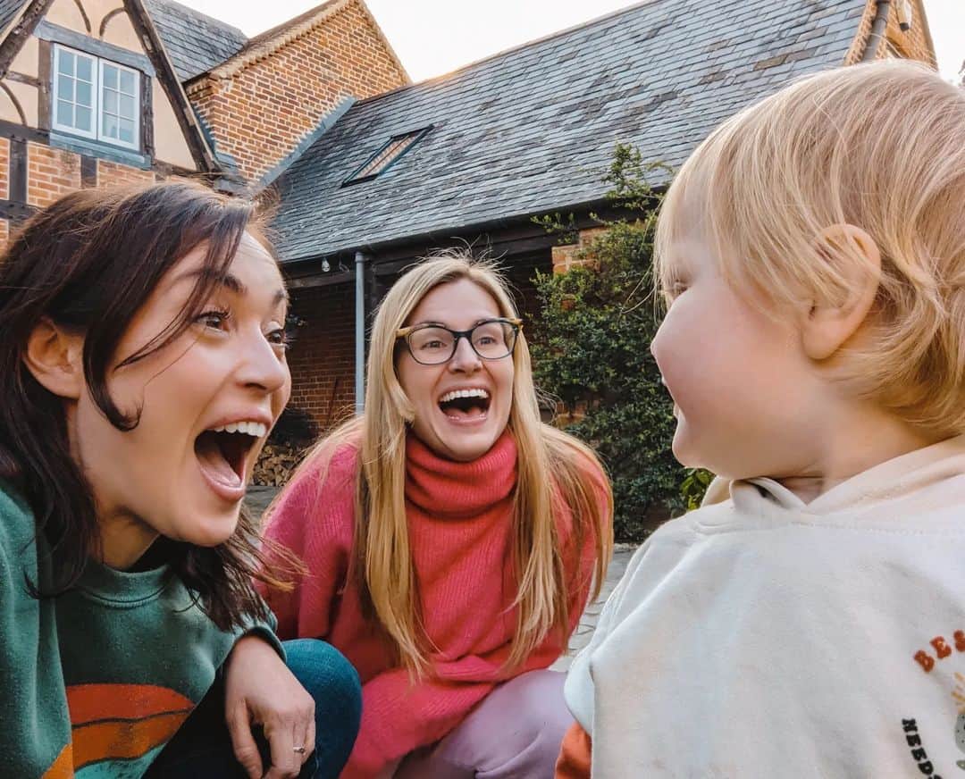 Rose Dixさんのインスタグラム写真 - (Rose DixInstagram)「Summer is coming 🌼」4月4日 5時21 ...