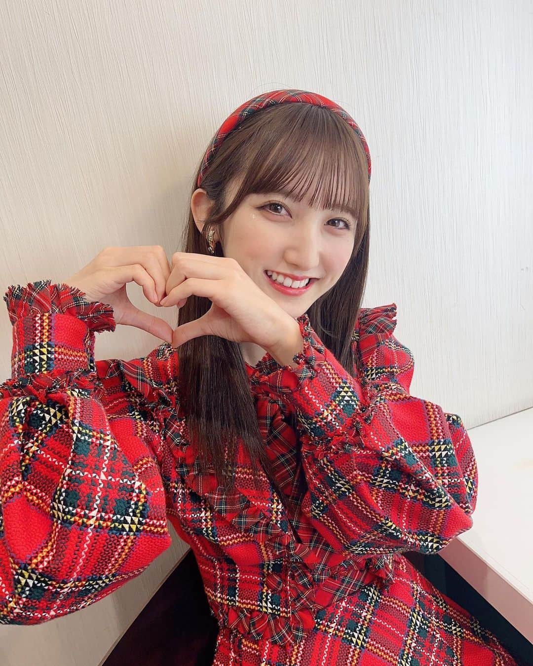 長友彩海さんのインスタグラム写真 - (長友彩海Instagram)「☺︎ ハート受け取って下さいませ。 AKB春コンのリハが始まりました🎤🌸 この日を楽しみにしている方が沢山いて嬉しいです☺ ...