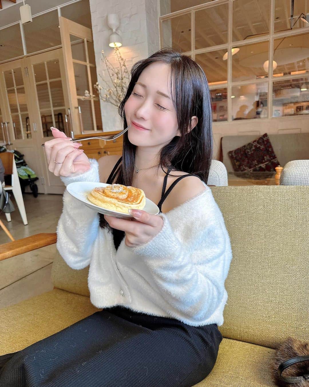 ぷうたんさんのインスタグラム写真 - (ぷうたんInstagram)「パンケーキだいすきーーーっ🥞♡」4月6日 21時03分 - puutan_318