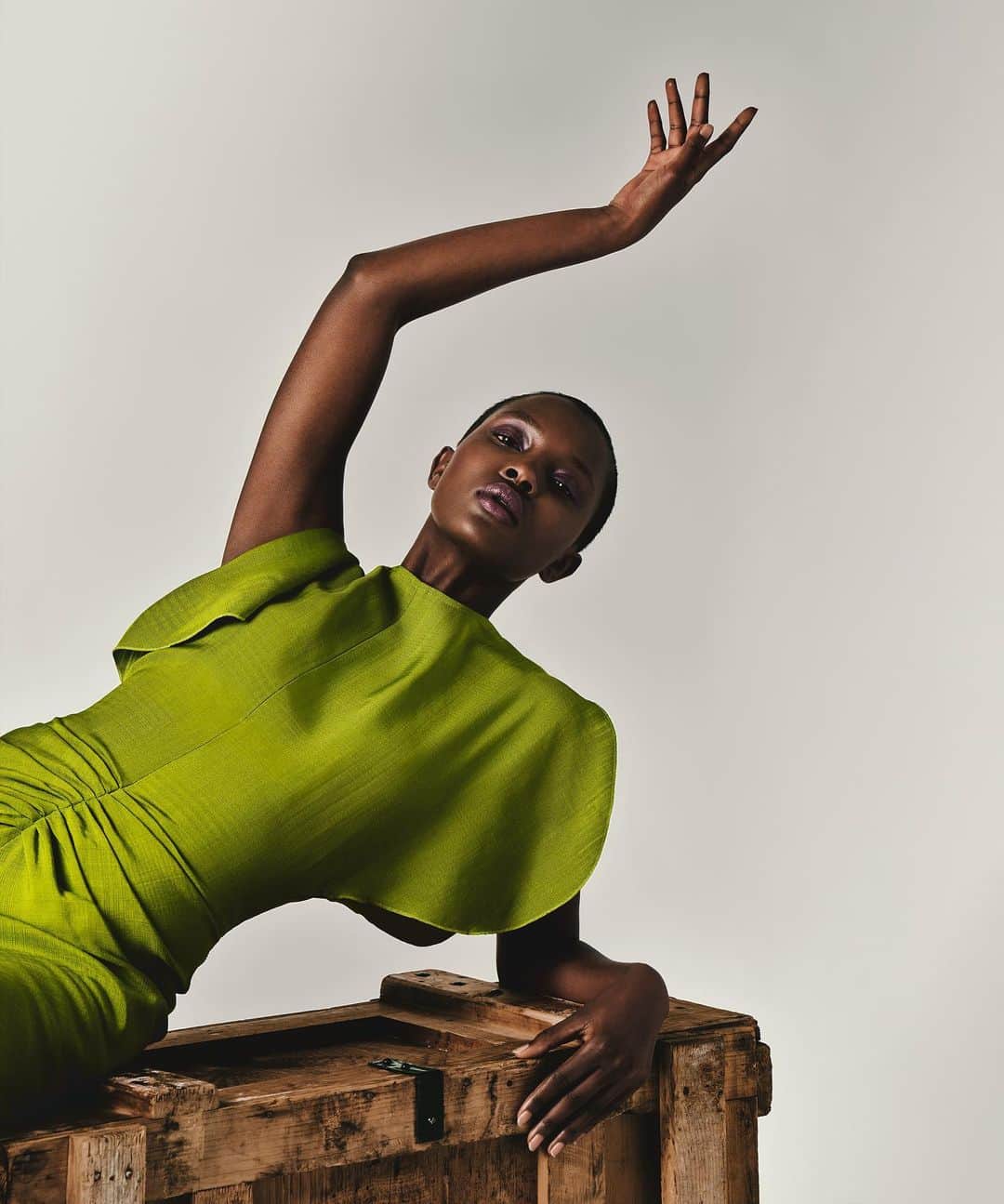 ヴィクトリアベッカムさんのインスタグラム写真 - (ヴィクトリアベッカムInstagram)「Runway look 04 from the ...