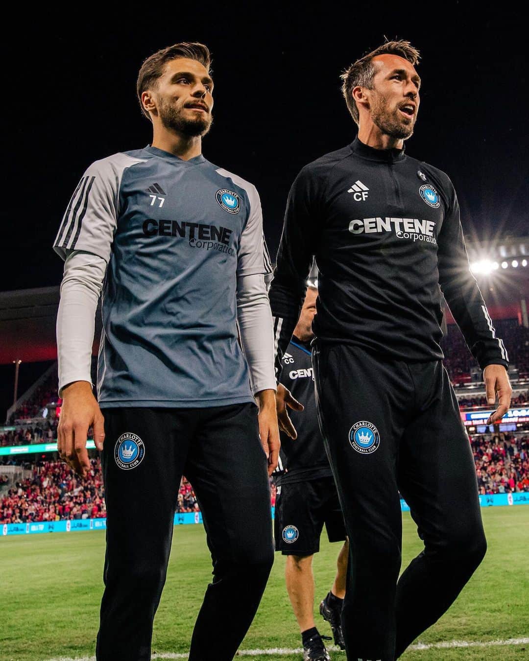 クリスティアン・フックスさんのインスタグラム写真 - (クリスティアン・フックスInstagram)「Wishing a happy bday ...