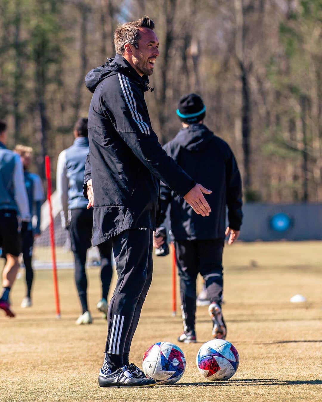 クリスティアン・フックスさんのインスタグラム写真 - (クリスティアン・フックスInstagram)「Wishing a happy bday ...