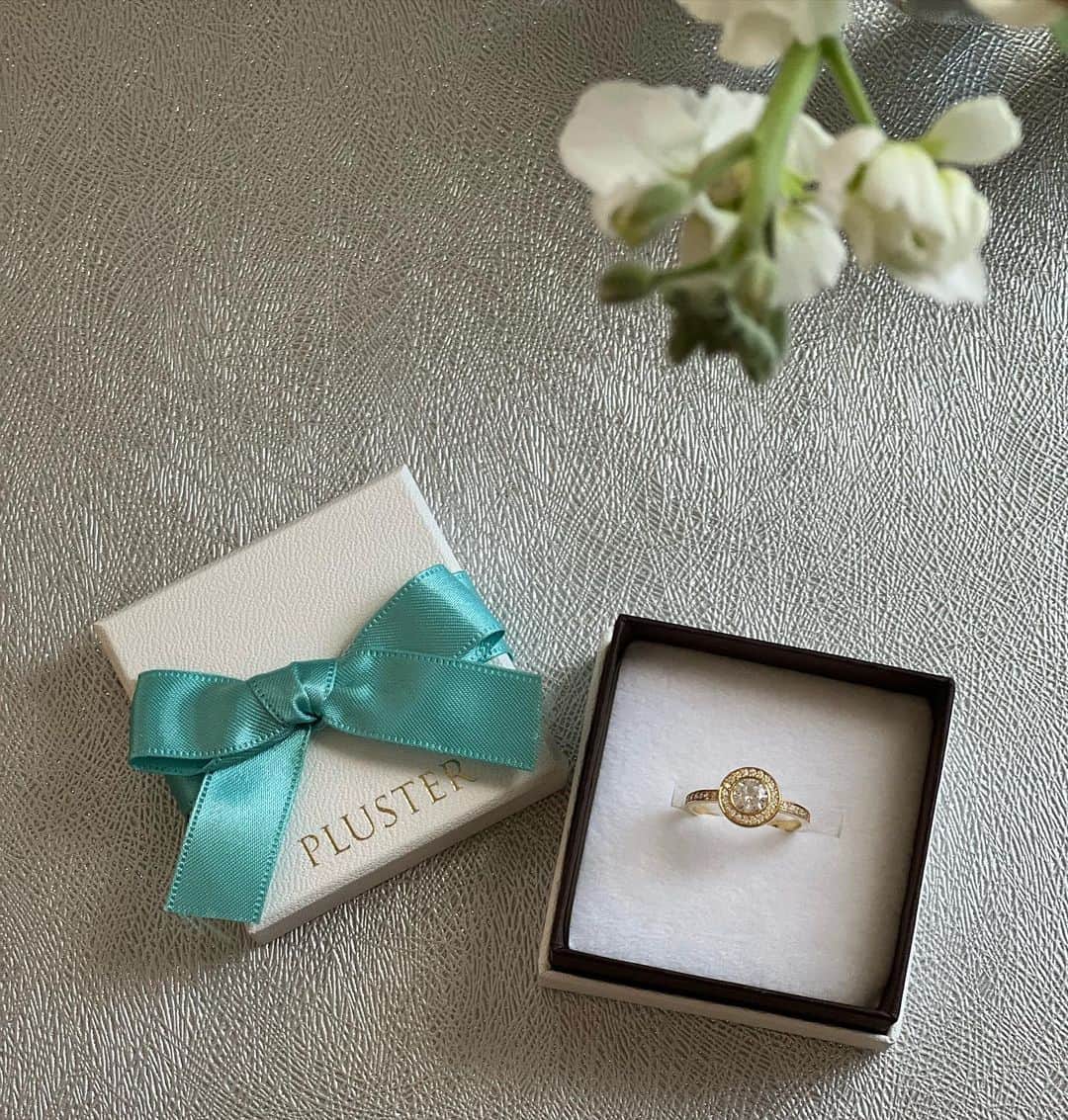 ImotoEtsuyo さんのインスタグラム写真 - (ImotoEtsuyo Instagram)「@pluster.jp の リング ・ まるでハイジュエリーのような 輝きの #リング は ...