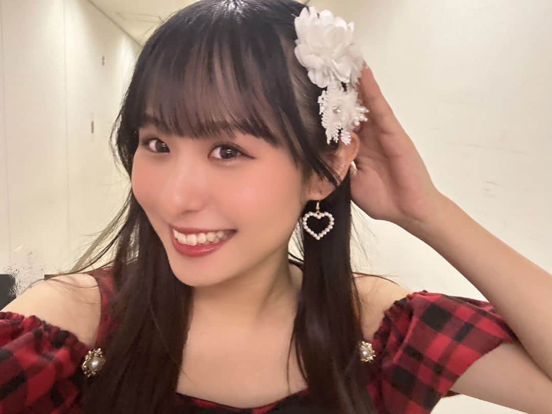 Juice Juiceさんのインスタグラム写真 Juice Juiceinstagram 「 石山咲良 です この髪飾り可愛くて大好き🌷