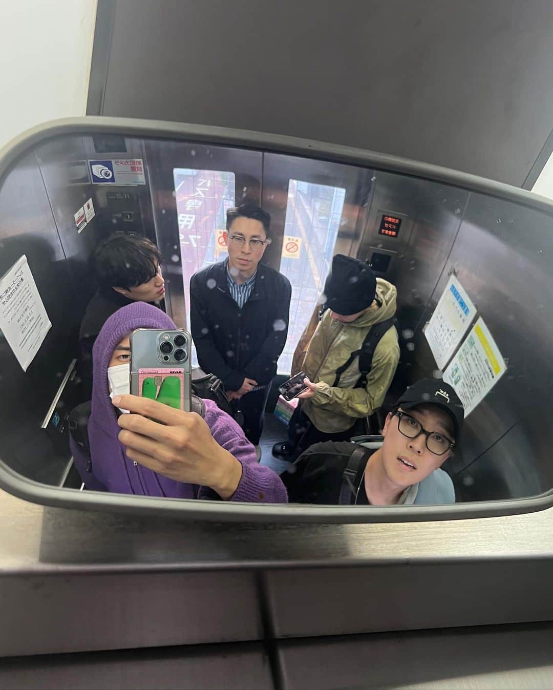 ロコさんのインスタグラム写真 - (ロコInstagram)「TOKYO AZASU!💛」5月4日 22時57分 - satgotloco
