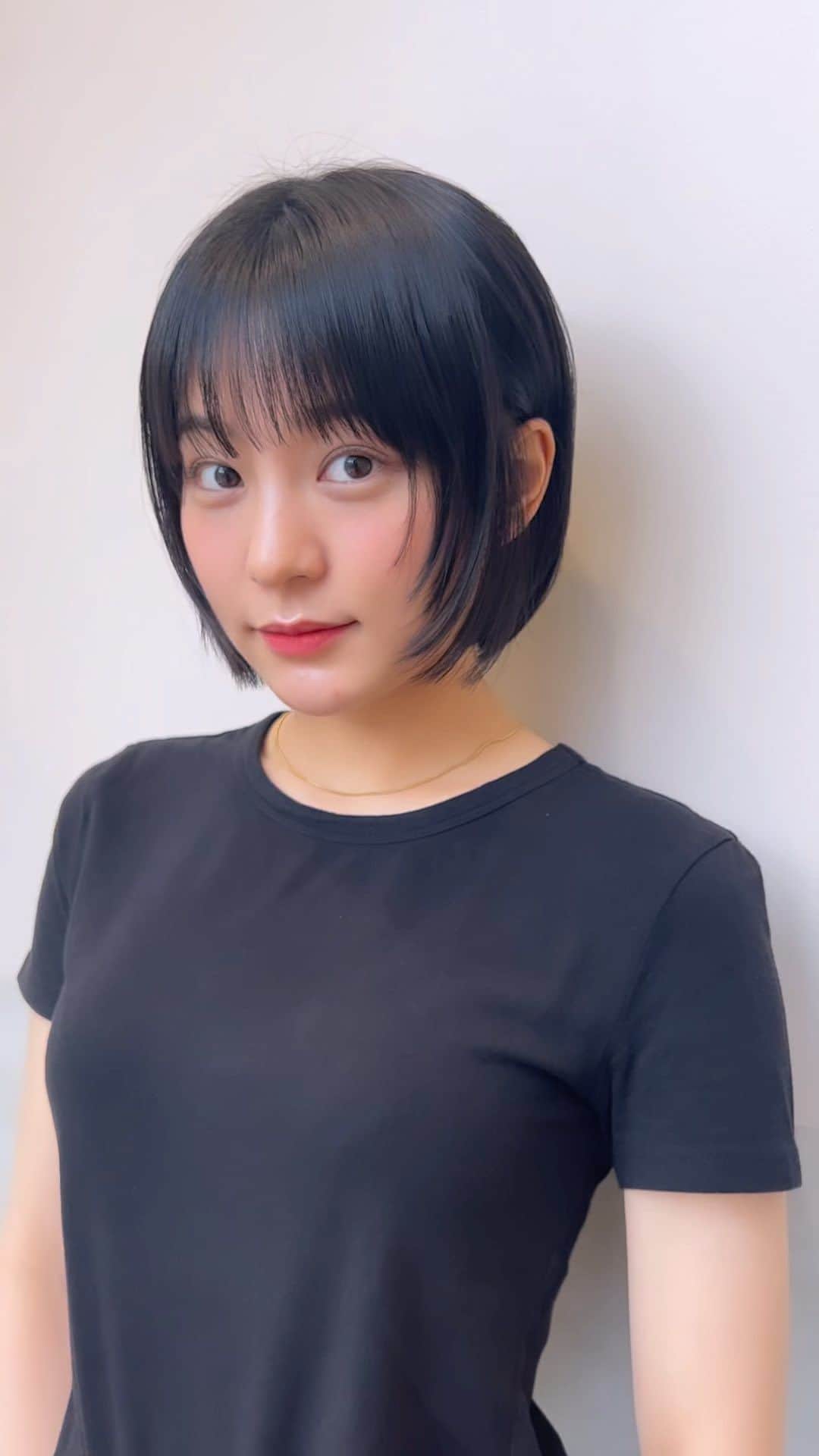 新田桃子さんのインスタグラム 新田桃子 Momottiiii