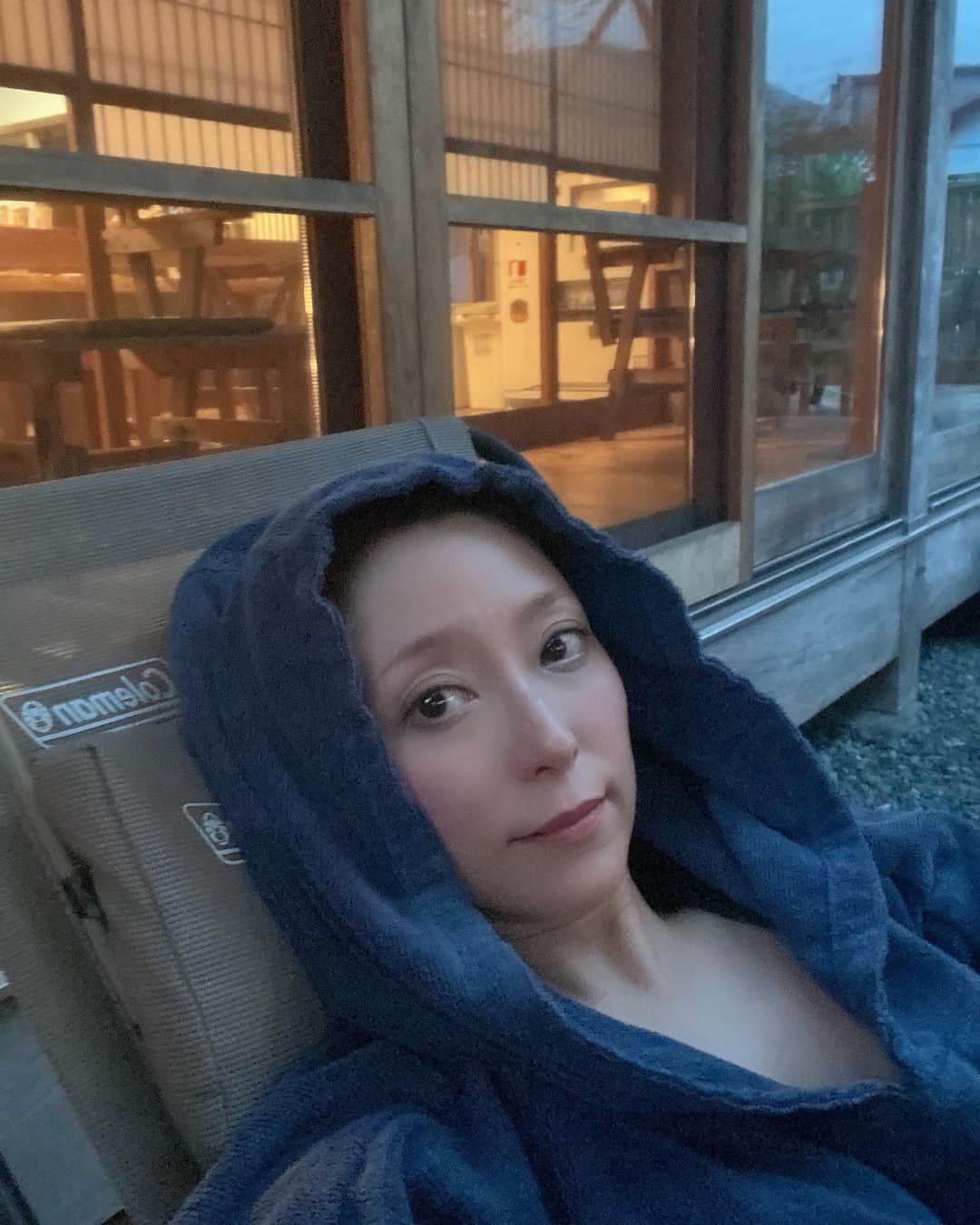 白木優子さんのインスタグラム写真 白木優子instagram 「この間行ってきたサウナ。 空間の雰囲気がめちゃくちゃ良かった。 もちろん