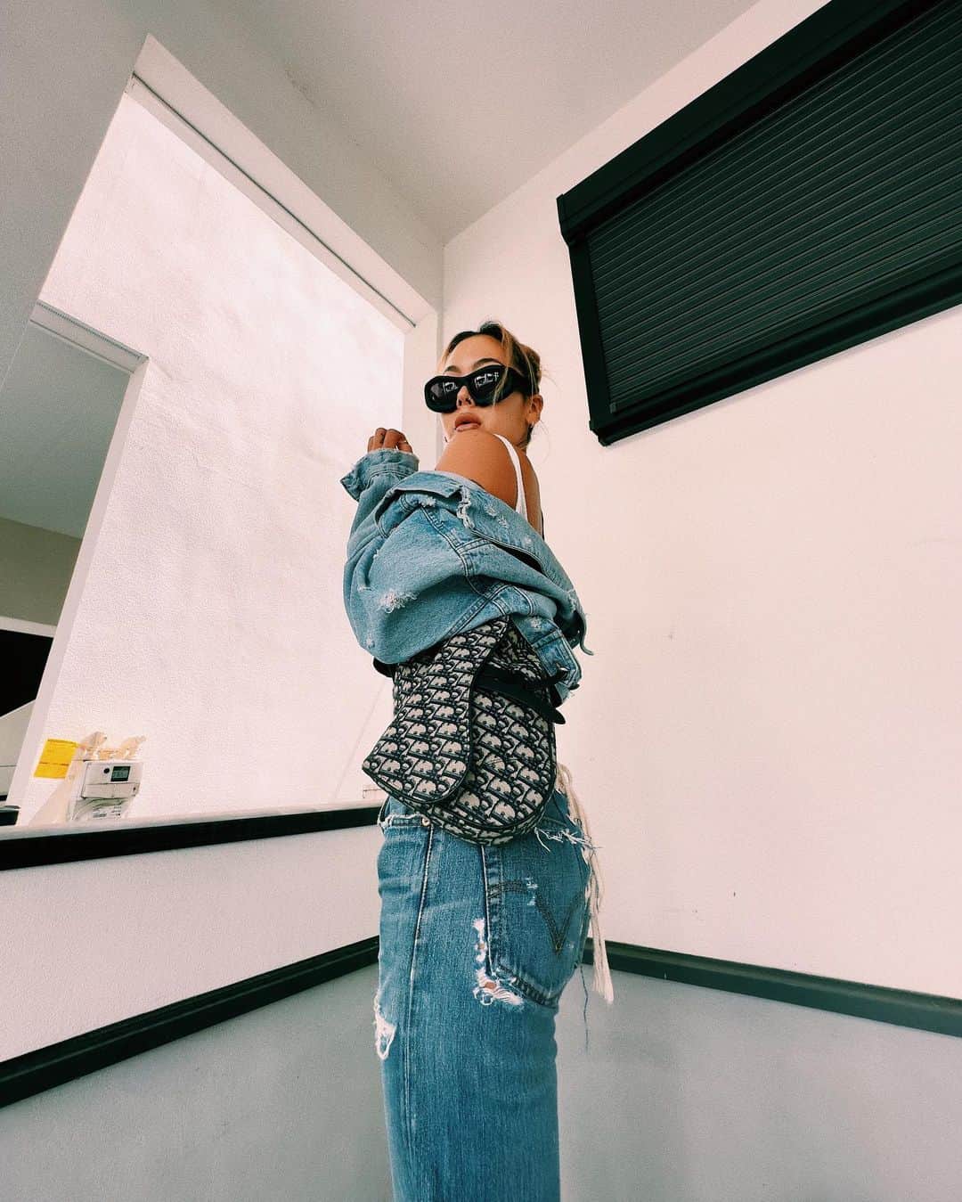 Minamiさんのインスタグラム写真 - (MinamiInstagram)「☮️👽」4月16日 13時35分 - minami_cream