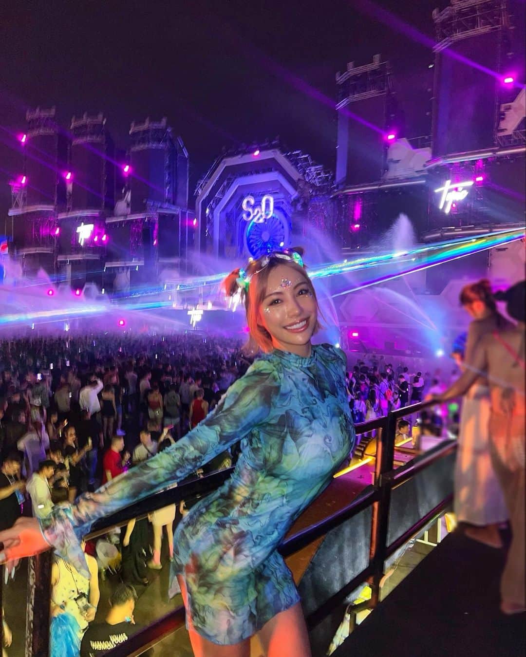 丹野珠里さんのインスタグラム写真 - (丹野珠里Instagram)「タイ🇹🇭ソンクラーン来てます🙏 4年ぶり開催らしく、私は 人生初の水掛け ...
