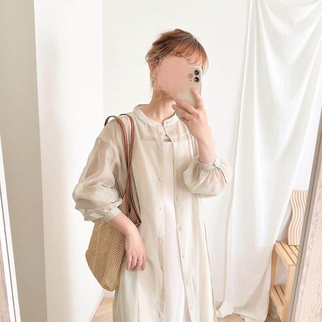chocoさんのインスタグラム写真 - (chocoInstagram)「** ㅤㅤㅤㅤㅤㅤㅤㅤㅤㅤㅤㅤㅤ #ootd ㅤㅤㅤㅤㅤㅤㅤㅤㅤㅤㅤㅤㅤ ロング丈のシアーシャツワンピ♡ ...